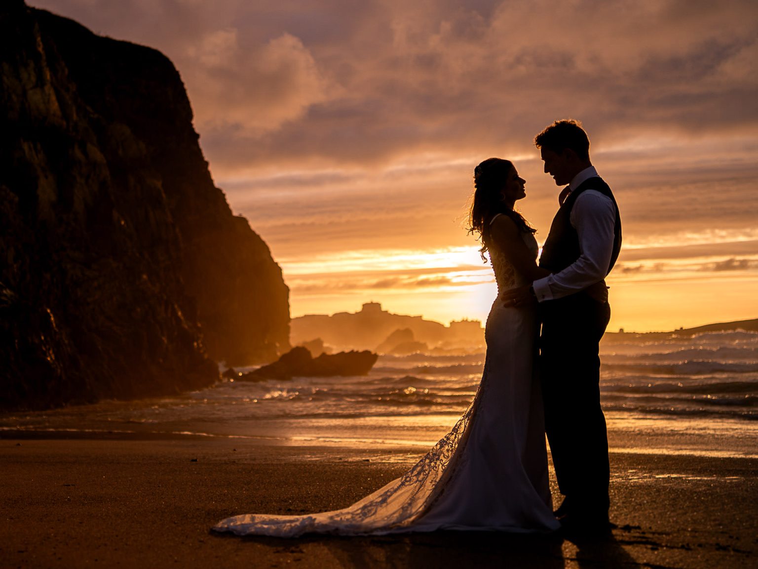 Devon Wedding Photographer | Lee Maxwell [Natural & Unposed]